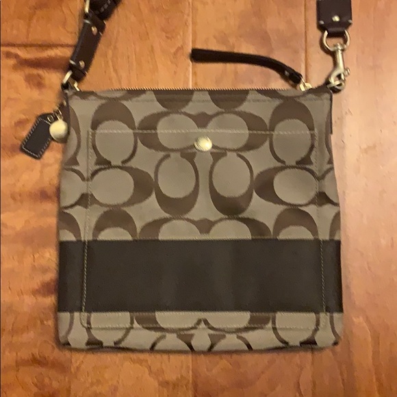 Coach | Bags | Coach Signature Crossbody Bag | Poshmark